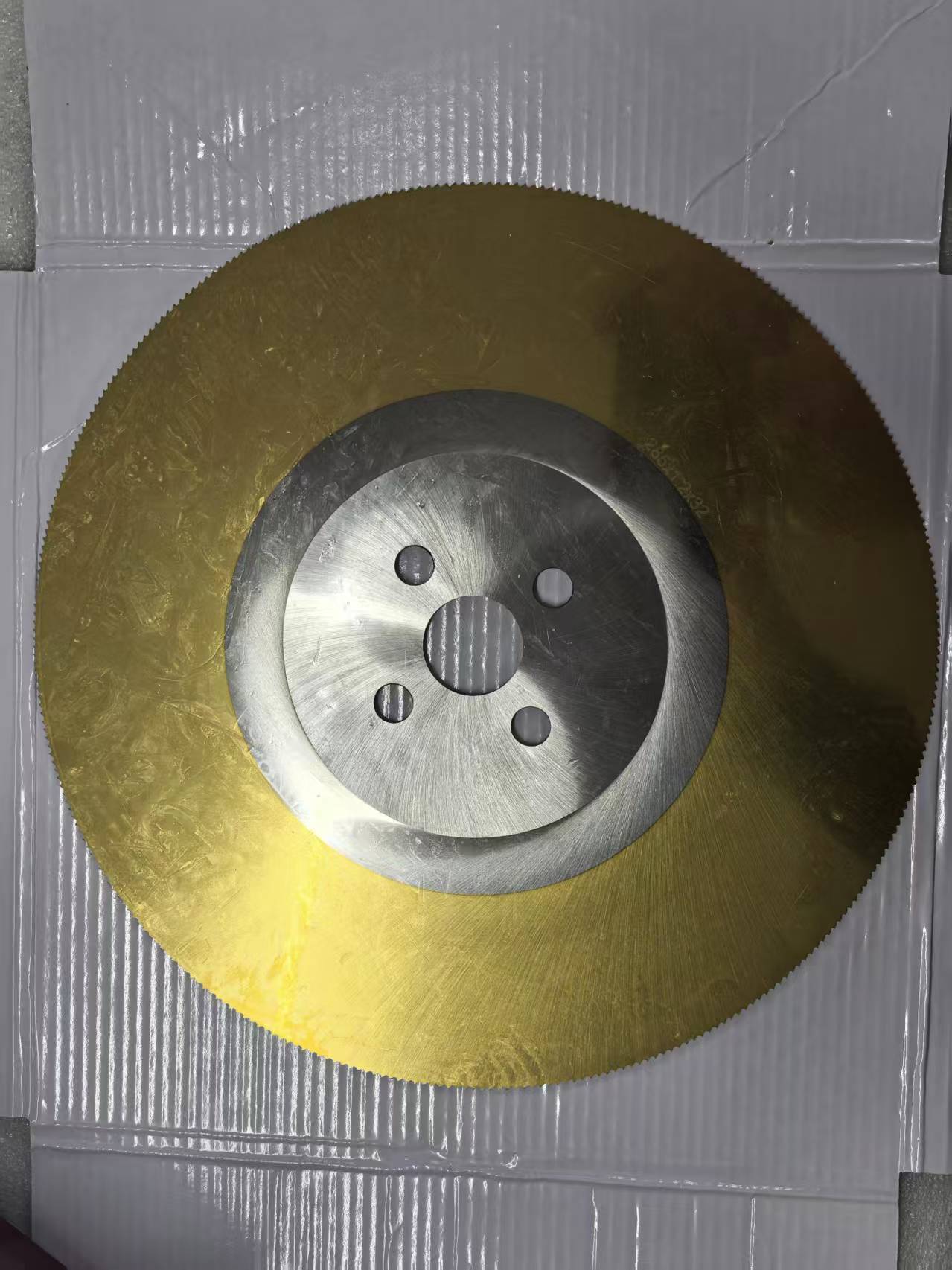 hss saw blade with 330 tooth used for cutting sealing strip, diameter ...